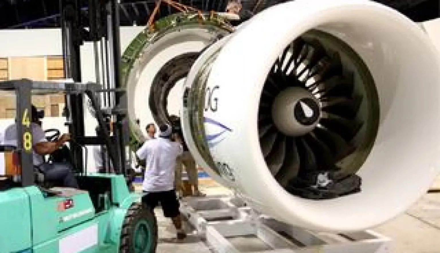 APT Showfreight : A League of their Own - APAC Outlook Magazine