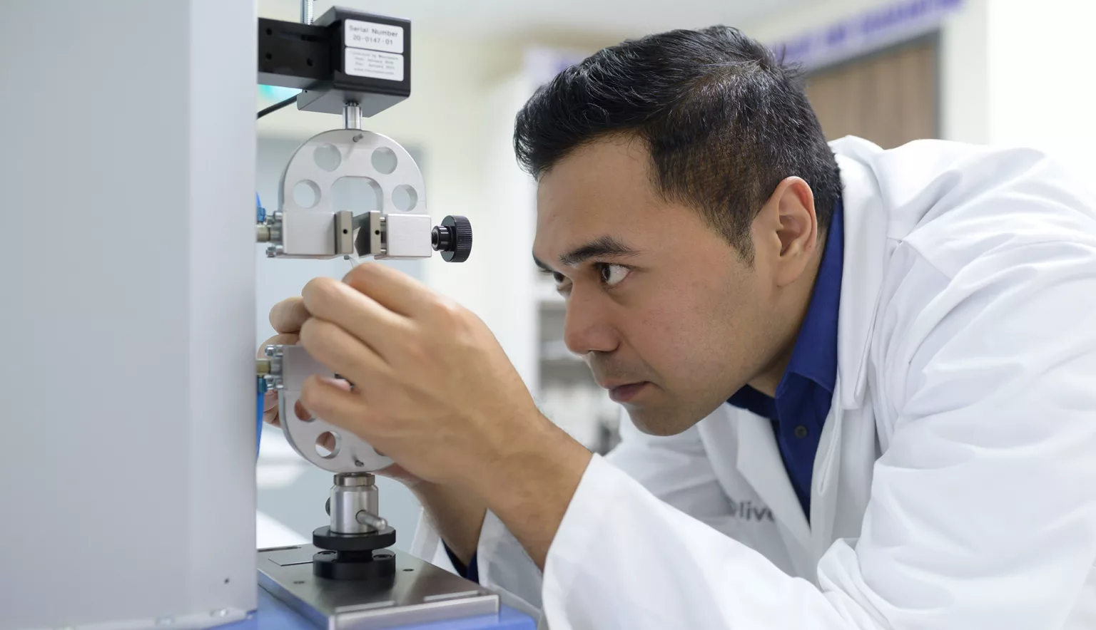 Oliver Healthcare Packaging : Protecting the Life Inside